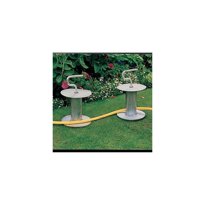 Hose Pipe Guide | Love Gardening